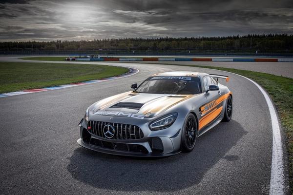 新款AMG GT4赛车 性能进一步强化升级 - 知乎