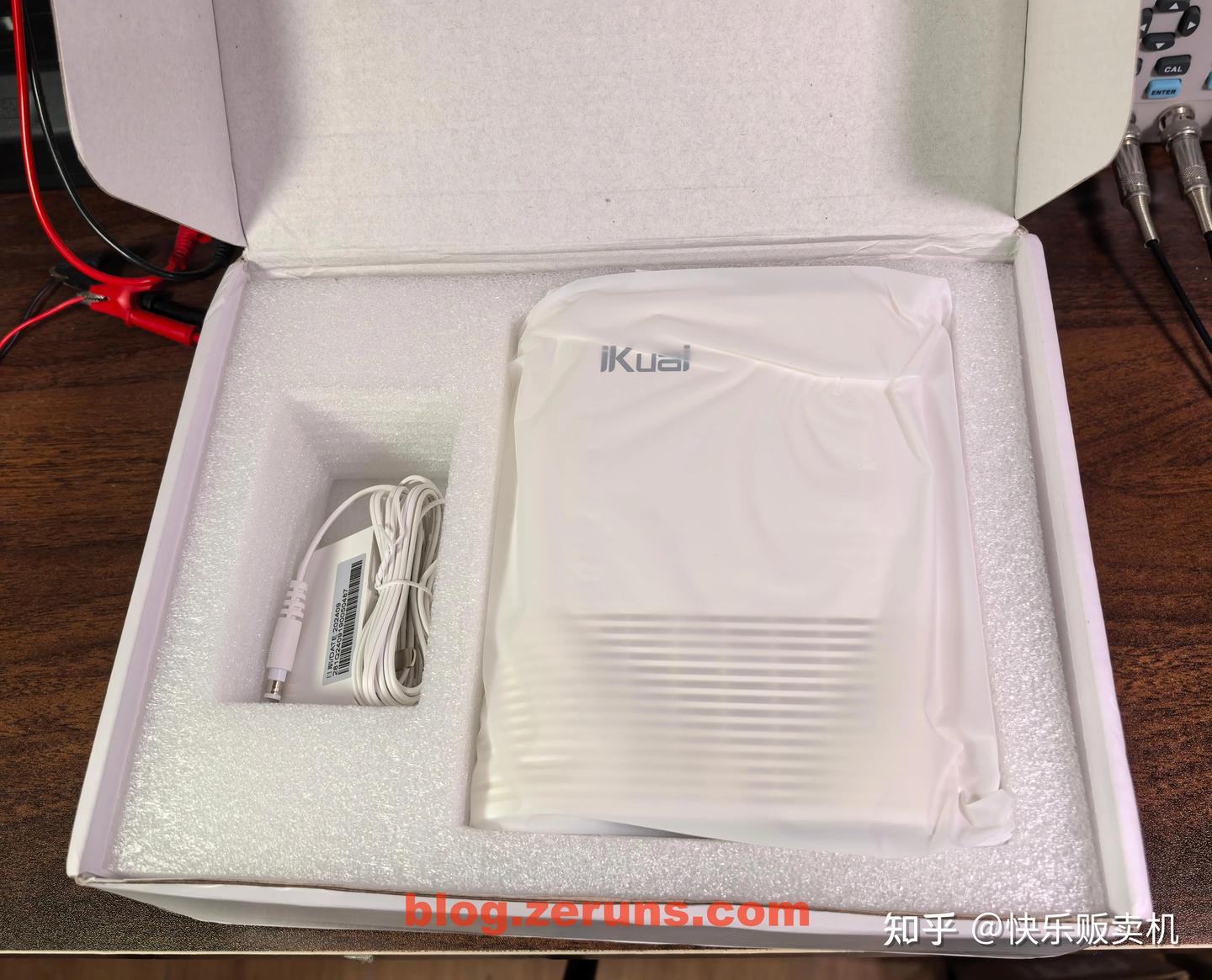 爱快 IK-Q3000 WiFi6无线路由器 简单开箱评测和拆解 - 知乎