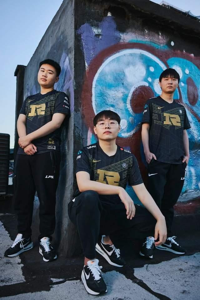 S12小组赛RNGvsGen.G前瞻 全员阳性RNG能否迎难而上？ - 知乎