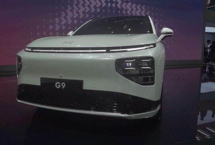 小鹏G9亮相粤港澳车展，搭载XPILOT 4.0系统，快充5分钟续航200km - 知乎