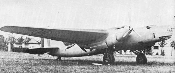 二战飞行在上万米高空的意大利雄鹰，比亚乔Piaggio P.111高空侦察机 - 知乎