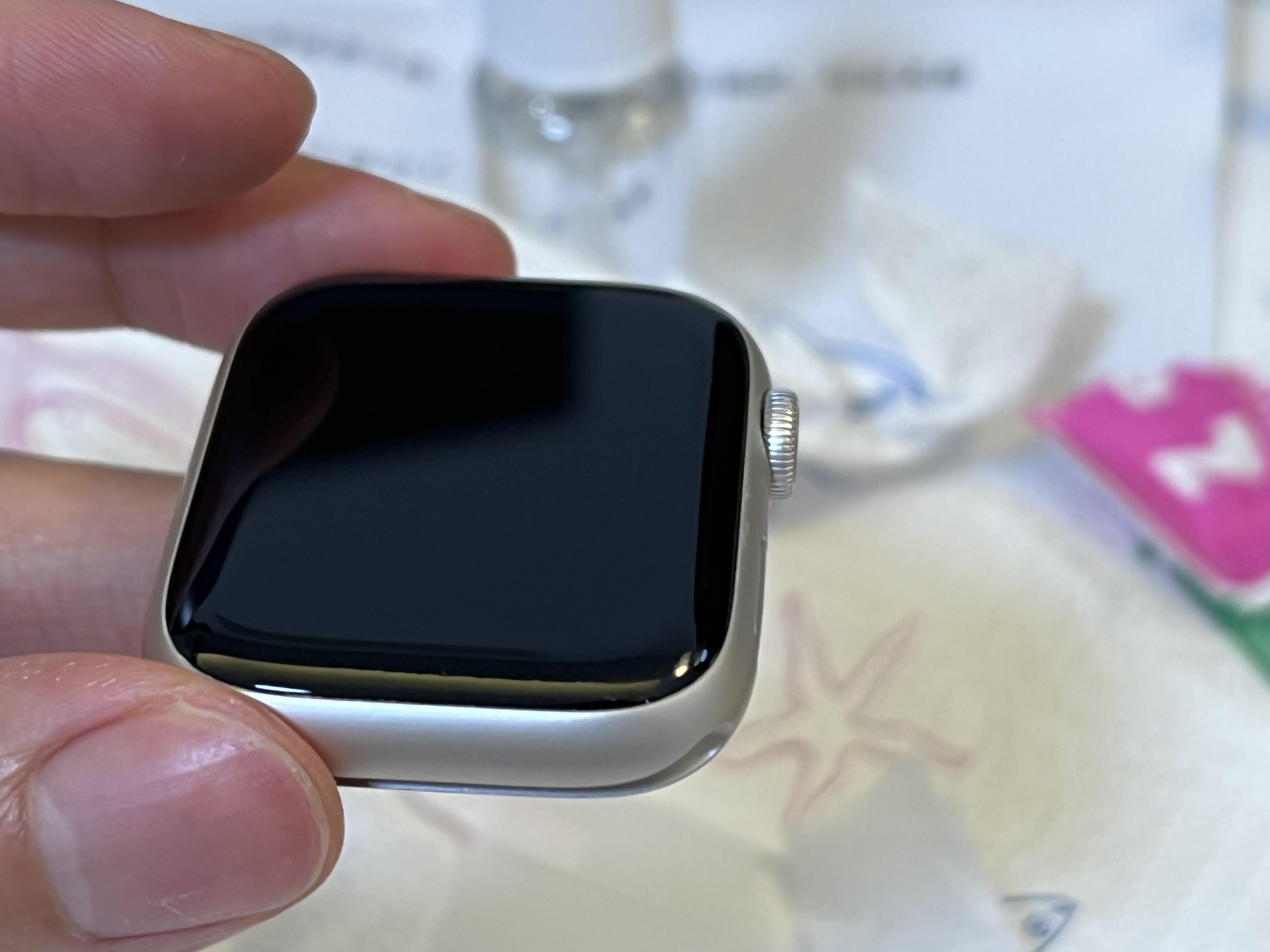 想问一下Apple Watch这样的划痕怎么修复啊? - 知乎