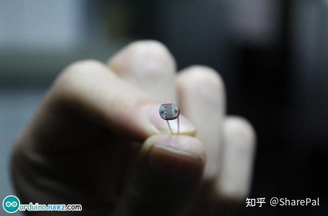 Arduino：光敏电阻实现光感应灯 - 知乎