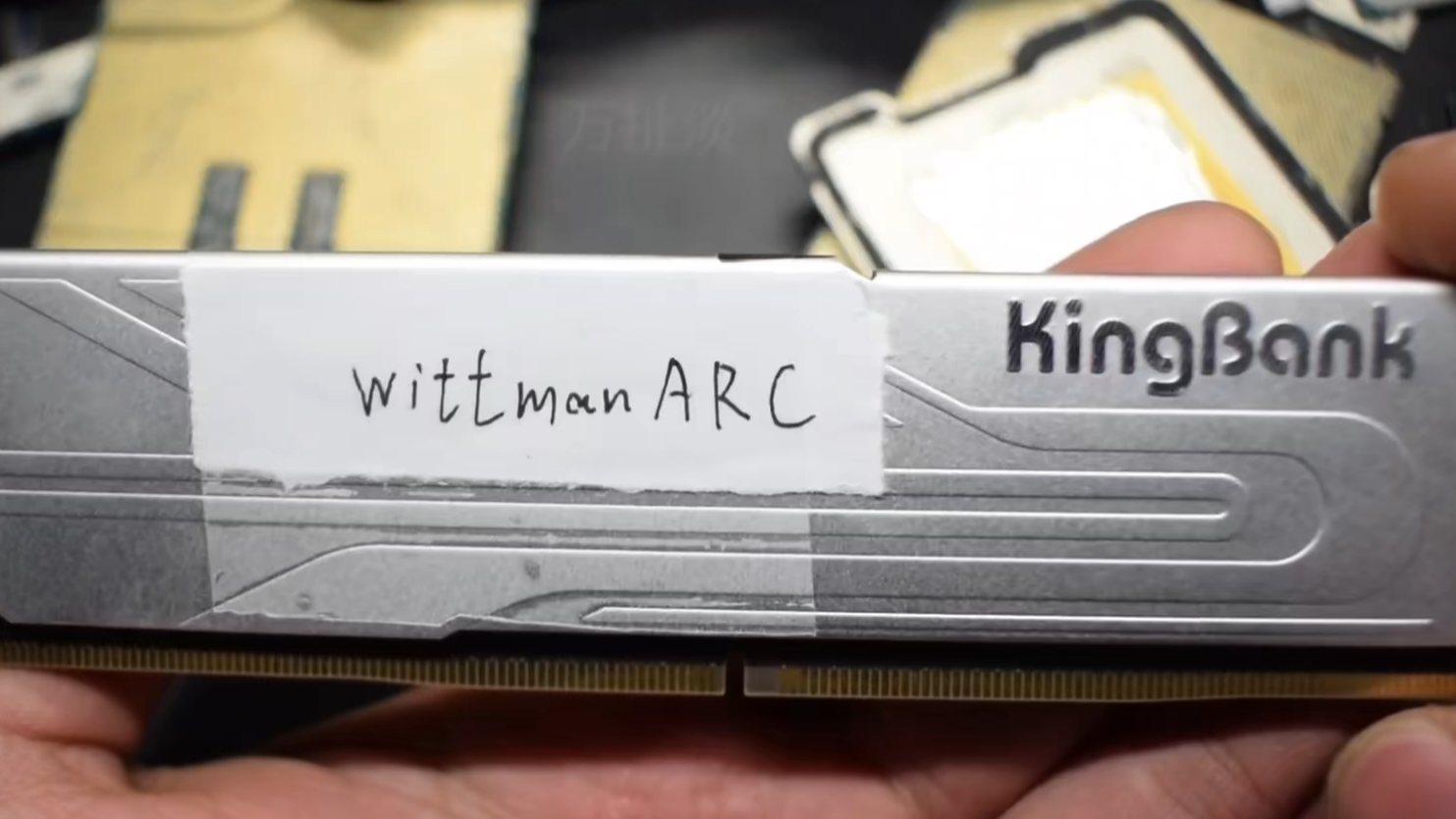 国产DDR5首次芯片拆解！Dieshot一窥技术进展 - 知乎