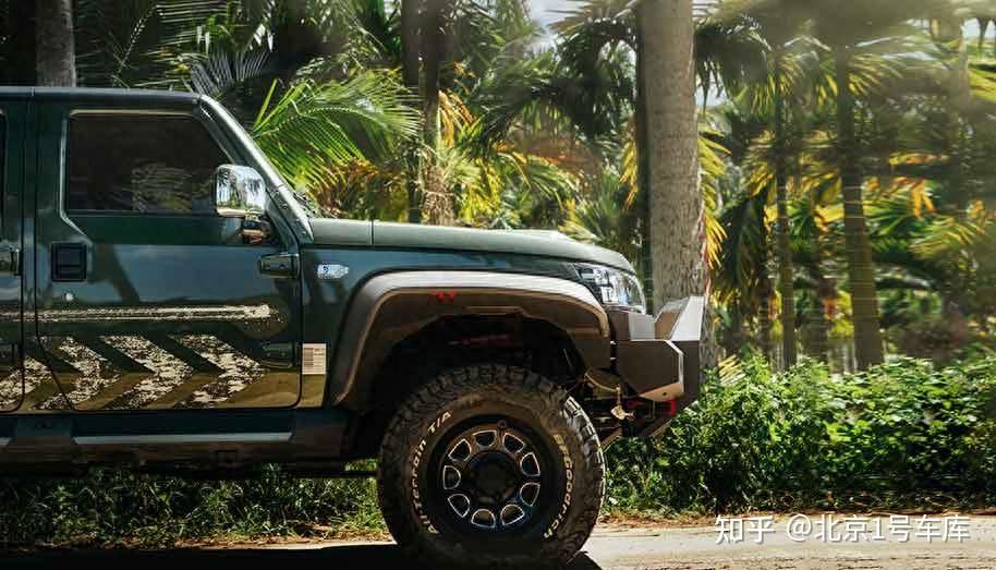 探究野性越野，2024款BJ40 2.3T雨林穿越版静态评测 - 知乎