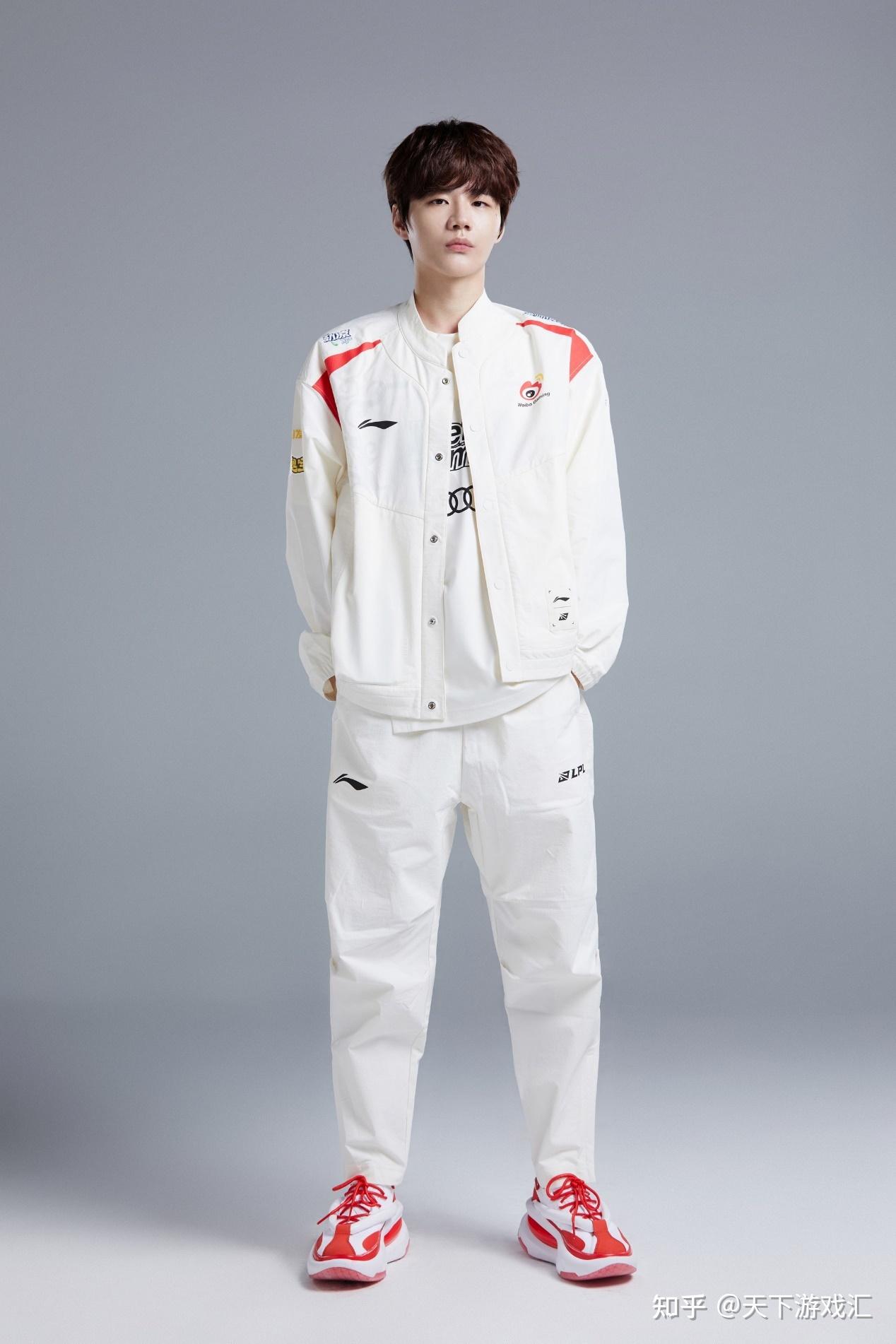 LPL新队服全公开，TheShy成为赢家，RNG令人失望，369沦为喜剧人 - 知乎