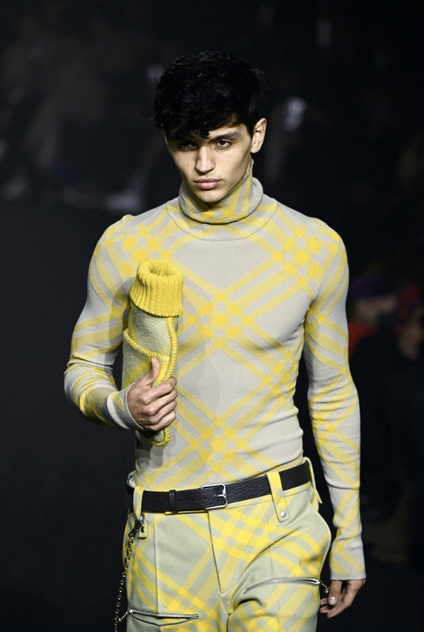 Daniel Lee的Burberry满足你的想象了吗？ - 知乎