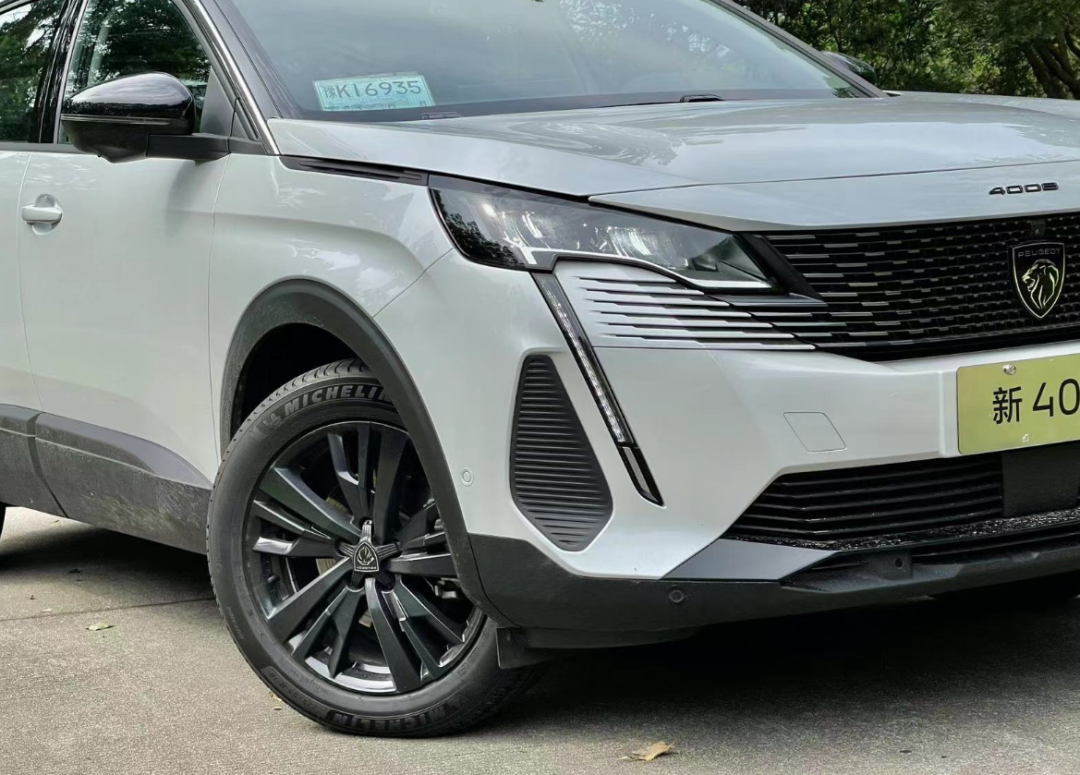 官降3.2万，围绕“科技”做文章，试驾标致新4008 - 知乎