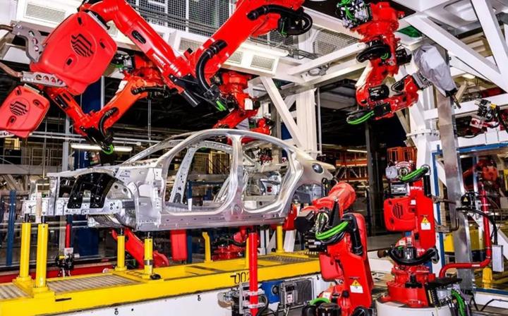 汽车CEO一年能赚多少？员工的350倍 - 知乎