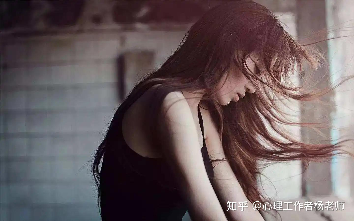 那份刻意讨好的感情,就算了吧 知乎