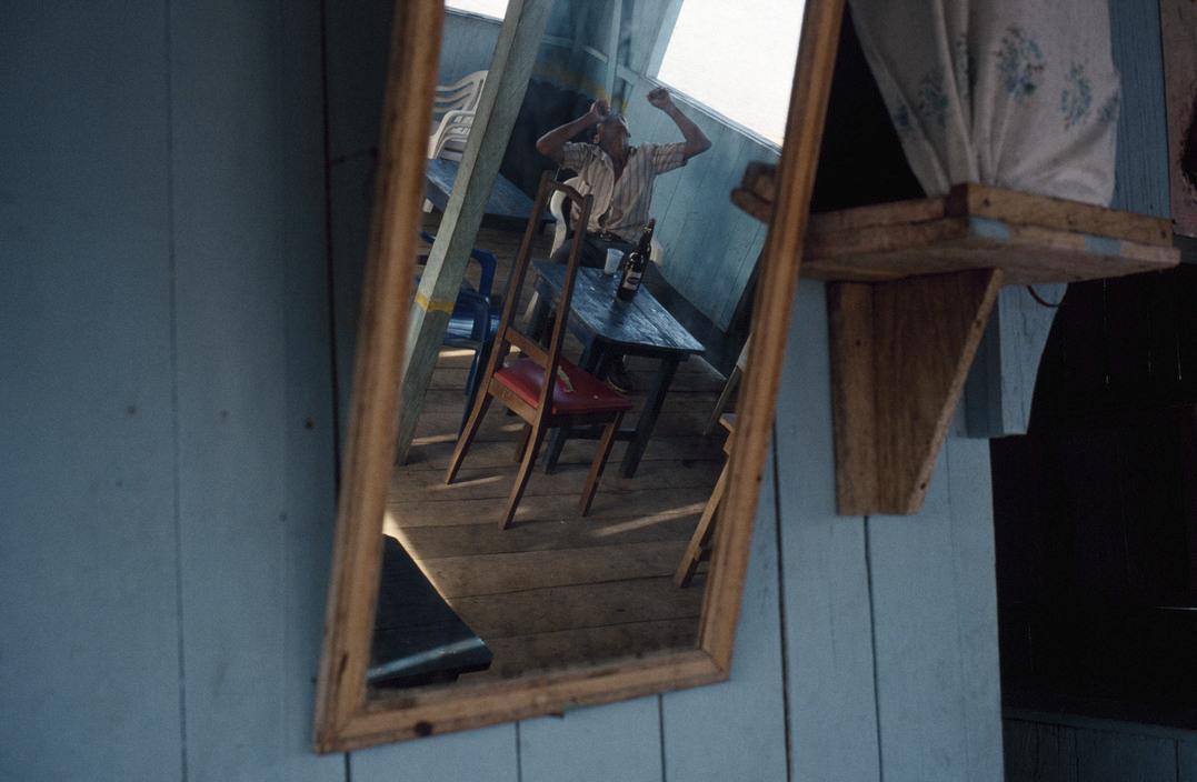 我所知道的摄影师之Alex Webb - 知乎