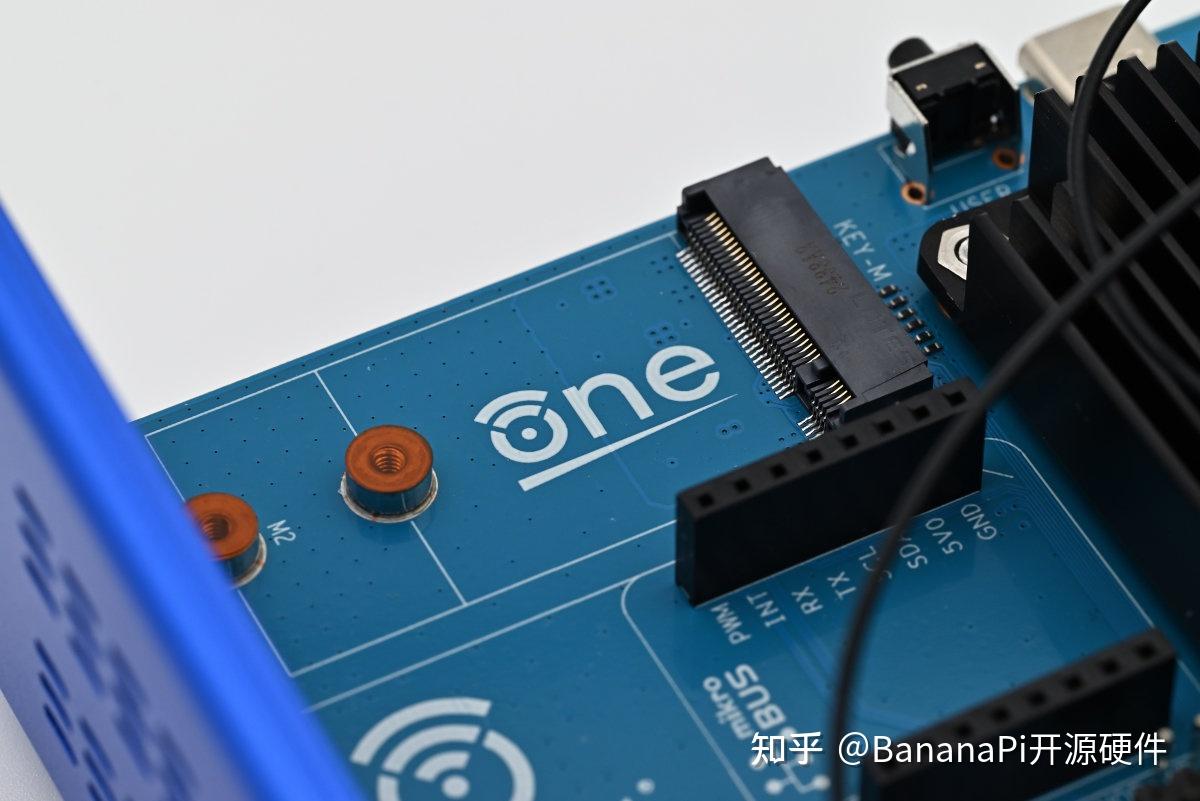 Banana Pi OpenWRT One Wifi6 OpenWrt社区官方开源路由器评测 - 知乎