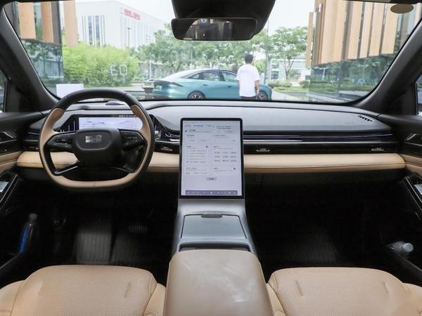 预售12.8万起 银河L6量产车正式下线 将于9月16日上市 - 知乎