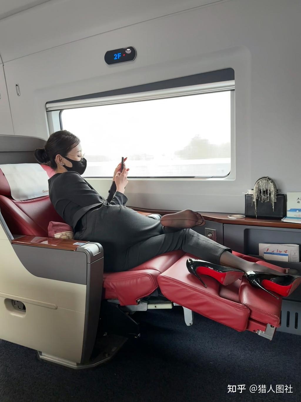 脸红Dearie cosplay美图 cos写真套图合集 - 知乎