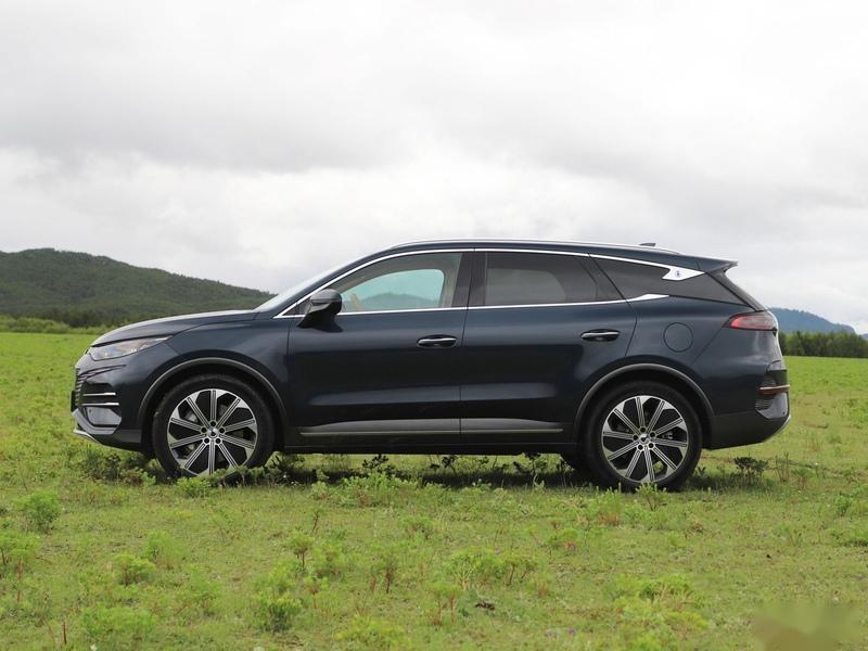 腾势N8将于8月5日上市 定价将在35万以内？ - 知乎