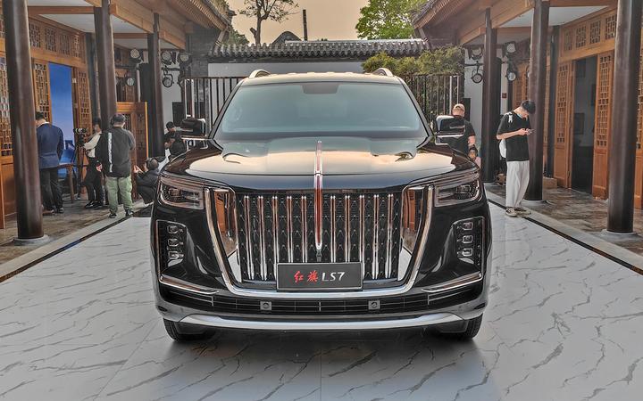 全新可升降立标+4.0TV8动力，红旗LS7正式发布，100万能成爆款？ - 知乎