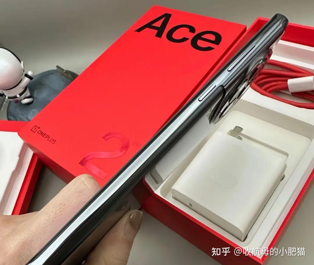 一加Ace3真机实拍：手机界卷王之王，破门K70？首发价2399元 - 知乎
