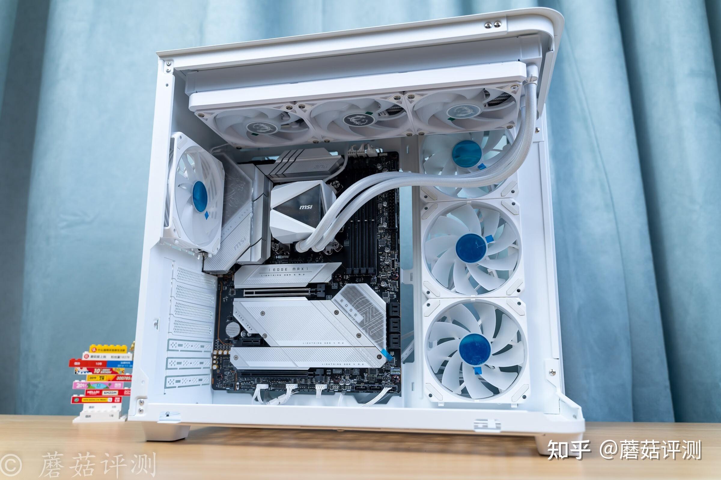 顺滑过渡一体折弯，270度无死角展示硬件，乔思伯TK3曲面海景房ATX机箱 评测 - 知乎