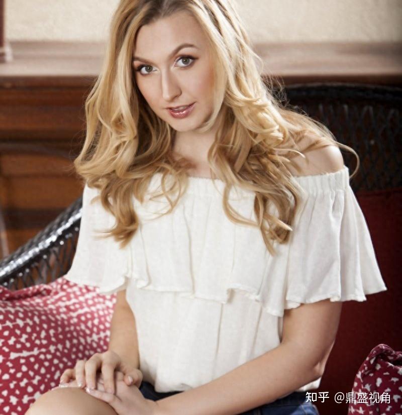 亚历克萨·格蕾丝(Alexa Grace)，业内最著名的双馨女演员之一 - 知乎