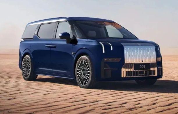 极氪首款MPV车型009官图亮相，或于年内正式发布 - 知乎