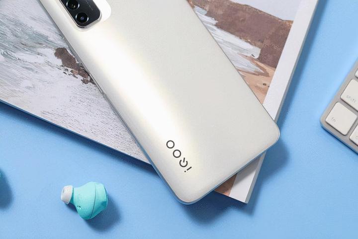 红米K50系列将于三月发布，天玑旗舰芯片+1999元起，你心动了吗？ - 知乎