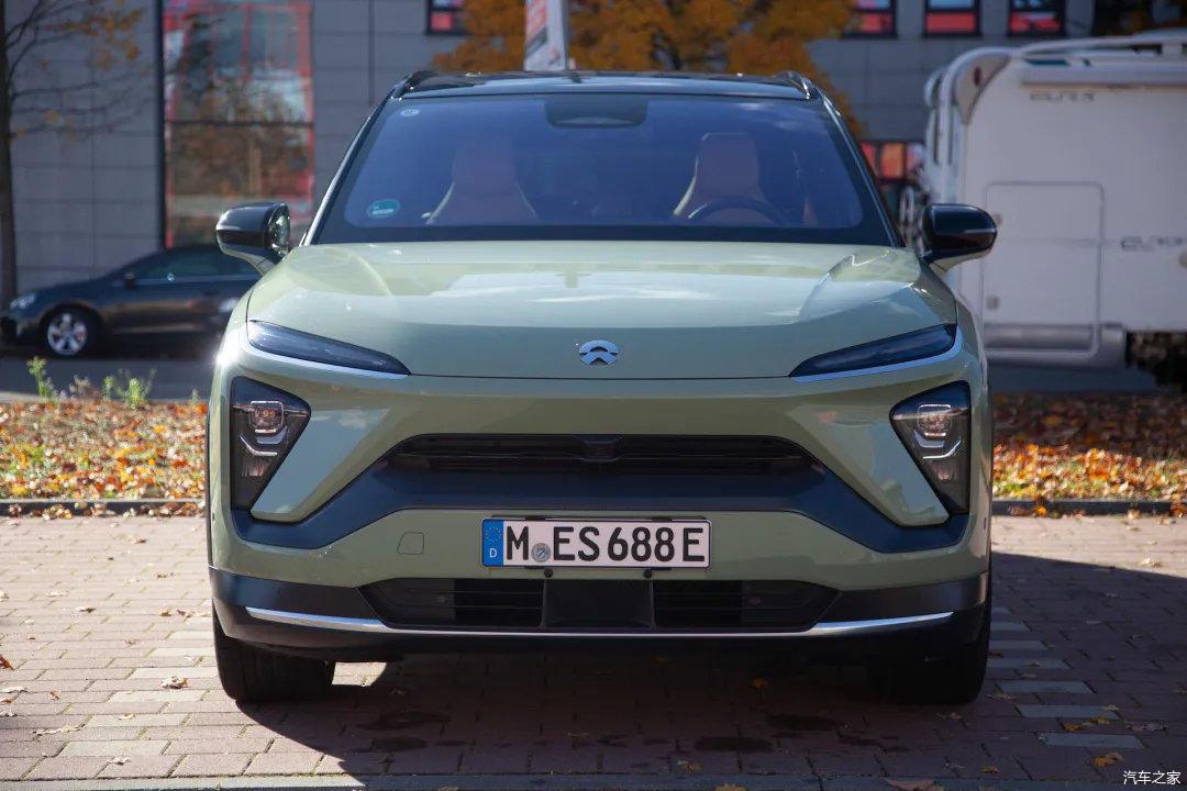 Cars01试驾丨销量冠军的对决 德国试驾蔚来ES6 vs 奥迪E-tron - 知乎