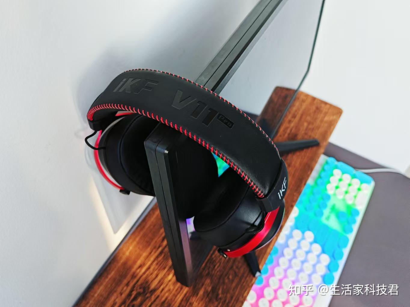 [2025游戏爱好者的省钱攻略]两百元内的电竞耳机终极选择难题：iKF V11 Pro与迈从V9 Pro全方位测评大公开！哪款能助你在游戏战场 ...