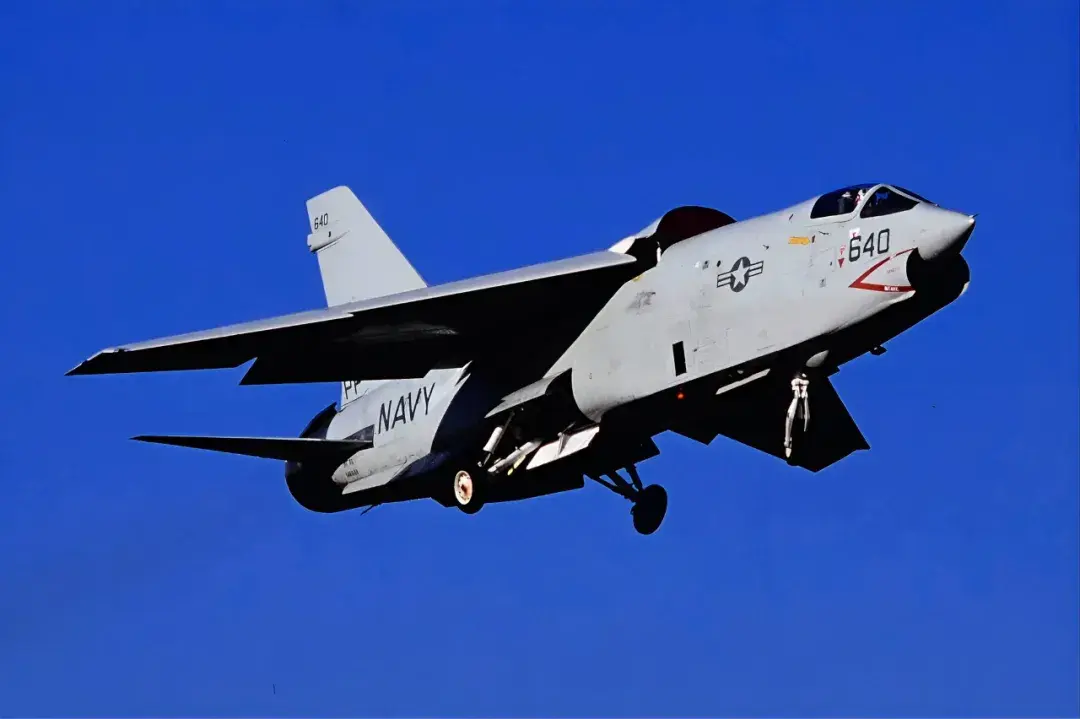 如何评价A-7攻击机? - 知乎