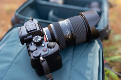 索尼A7C系列适合搭配什么镜头？A7C2/AC7R轻便镜头推荐 - 知乎