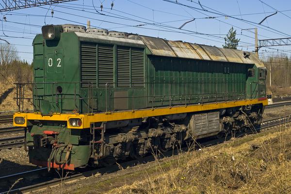 【铁道科普】来自卢甘斯克的“外走廊”——TE114型内燃机车 - 知乎