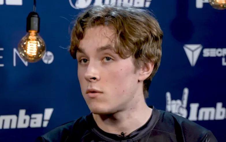 DOTA2：本赛季变化最大的选手，Sumail站上顶峰，FY发挥辣眼睛 - 知乎