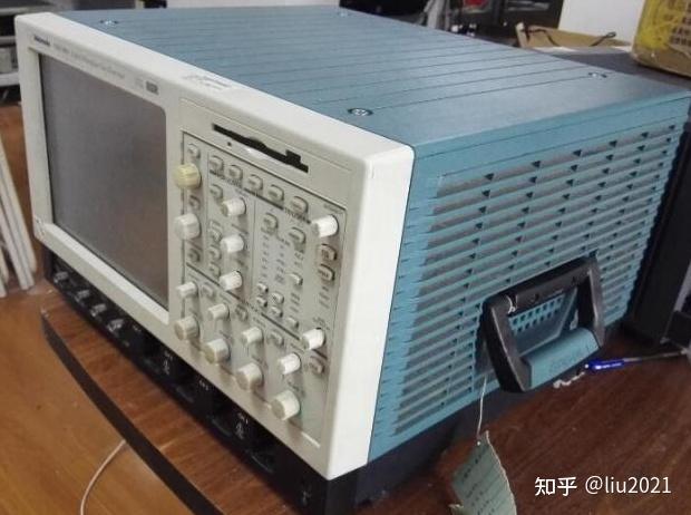 Tektronix泰克TDS7404B数字荧光示波器 - 知乎