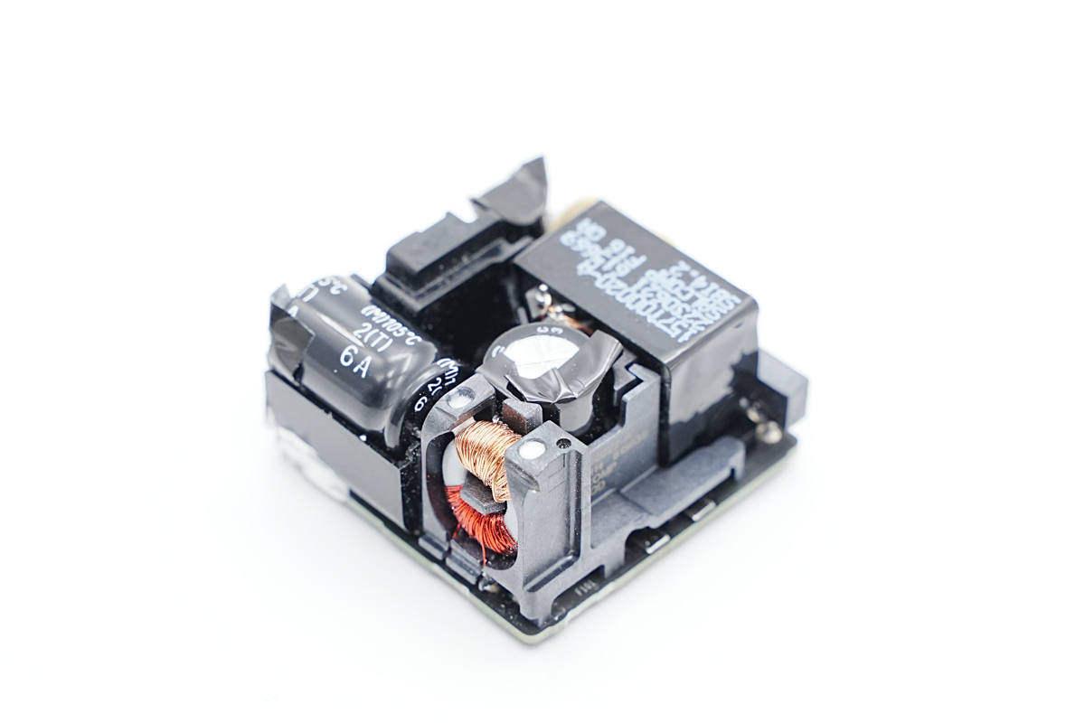 拆解报告：苹果iPhone 14原装20W快充充电器A2244 - 知乎