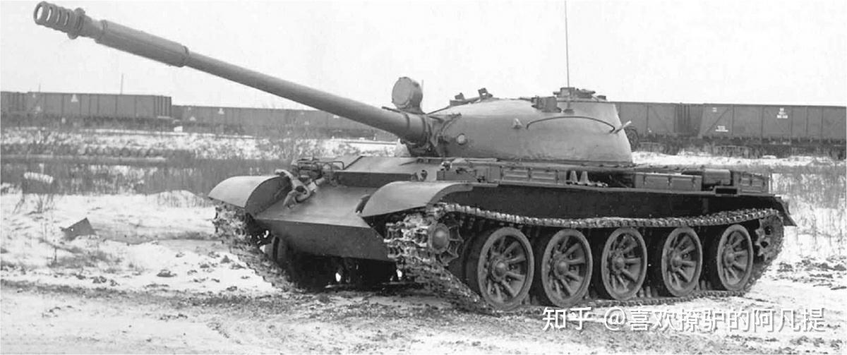 编号23：T-62主战坦克（第三部分）:三款重要原型车（OBIEKT‑142、OBIEKT‑165、OBIEKT‑166）及量产型（T-62A、T-62 M1961~T-62 M1966、T ...