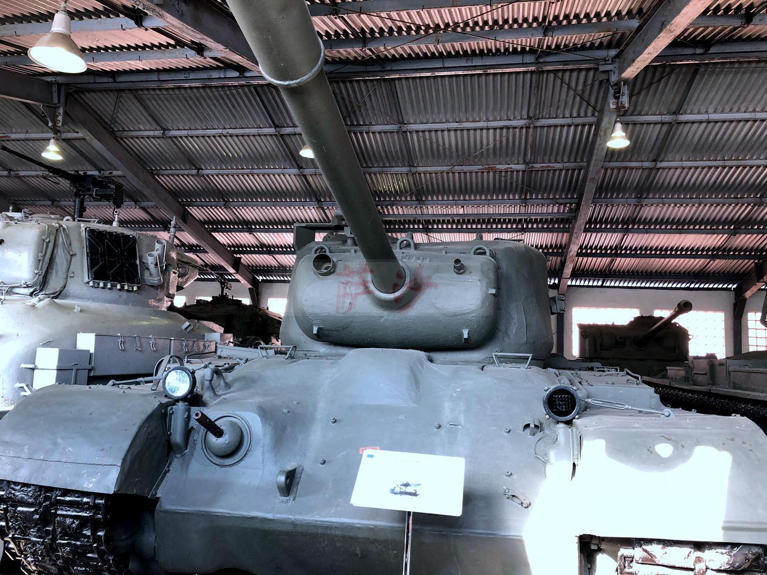 M46巴顿坦克曾干翻一打T34：朝鲜战争美军的支柱 - 知乎