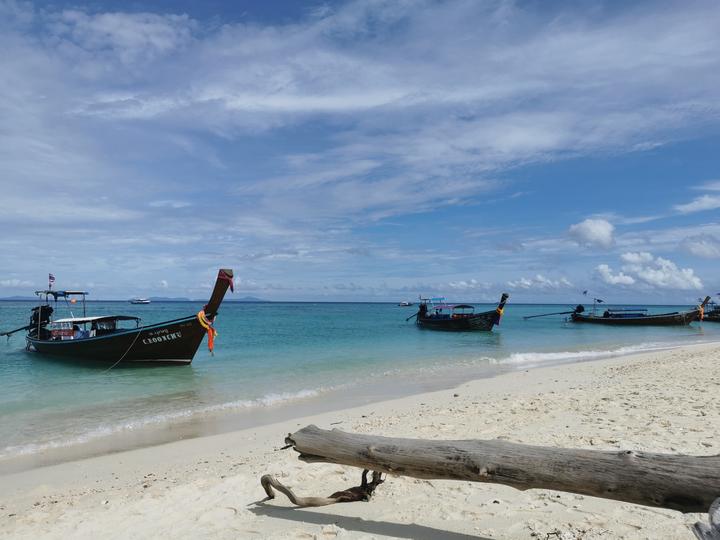 Phi Phi Island 皮皮岛 (1) - 知乎