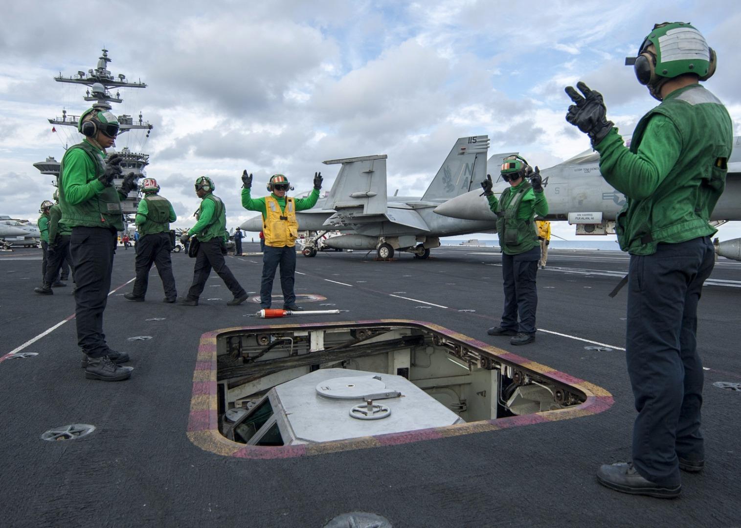 【笔记】美军航母甲板上的“泡泡”-集成式弹射控制站 - 知乎