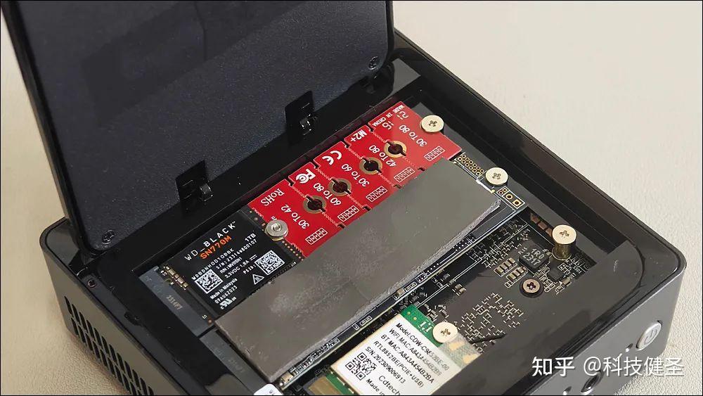 2230标准的超强SSD 西部数据SN770M评测 ROG掌机最佳存储搭档 - 知乎