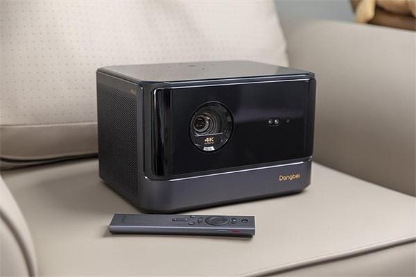 投影仪显示技术哪个好？DLP、LCoS、3LCD和LCD有什么区别？看这篇就够了 - 知乎