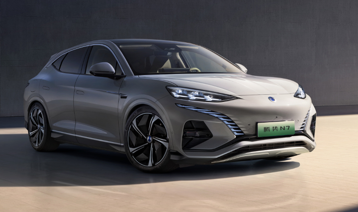 腾势N7发布，尾灯酷似卡宴，对标极氪001？ - 知乎