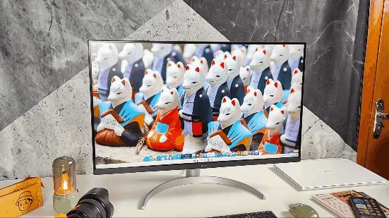 LG 32UQ85R专业设计显示器，让方寸桌面实现高效工作流