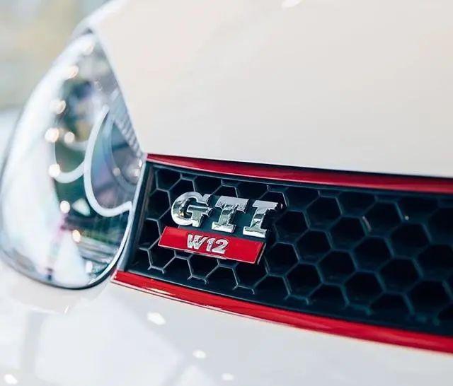 W12将成绝唱？盘点那些年搭载W12发动机的神车 - 知乎