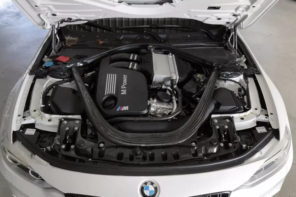 V6引擎还是L6引擎？优劣浅析及车企的选择 - 知乎