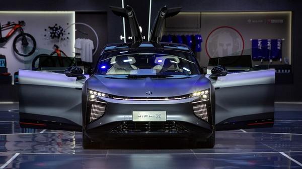 2021上海车展：高合HiPhi X亮相 售价57万元起/续航550公里 - 知乎