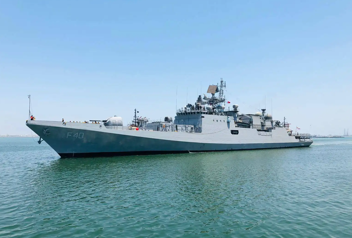 巴铁054A/P护卫舰再入列，中巴合造，有多强？印海军压力加大 - 知乎