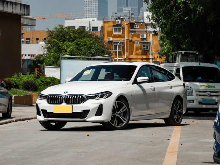 掀背设计很个性，配2.0T+8AT动力，还是纯进口，解读宝马6系GT - 知乎