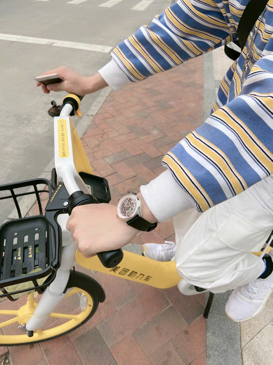 男表也这么靓？这只AR60018帅到过分了叭！ - 知乎