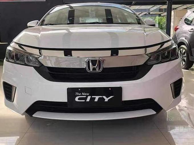 本田“小号雅阁”进店实拍！搭1.0T+CVT，全黑内饰配嵌入式中控屏 - 知乎