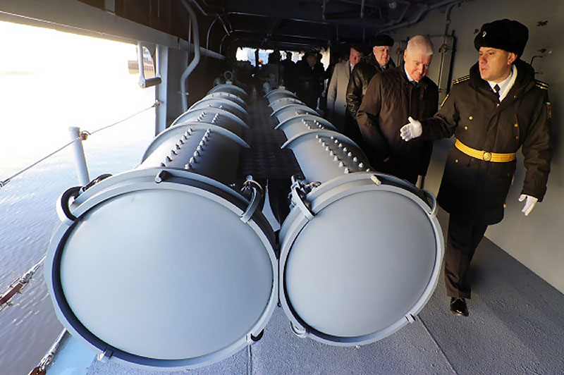 黑海舰队新旗舰“马卡罗夫海军上将”护卫舰 - 知乎