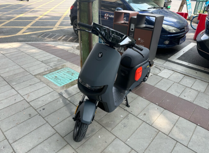 九号f90m（九号F90M电动车）怎么样？使用两月后优缺点评测 - 知乎